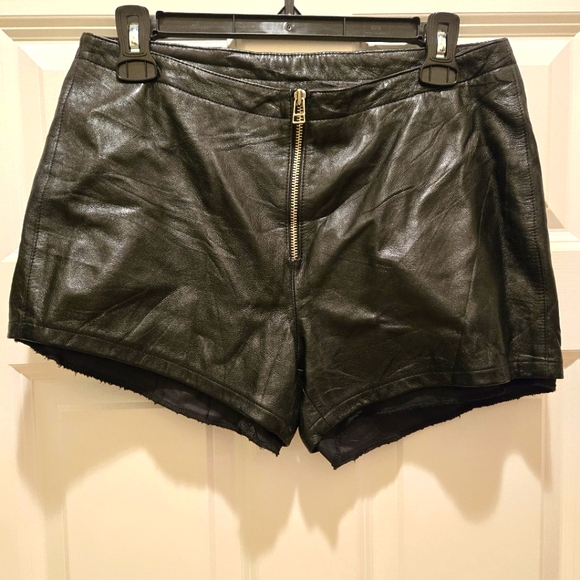Hugo Buscati | Shorts | Vintage Y2k Genuine Leather Hot Shorts 29 Black ...